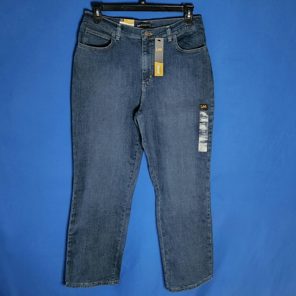 Lee | Jeans | Lee Straight Leg Jeans Relaxed Fit For Allday Comfort And ...